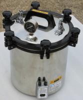 China 24L Steam Sterilization Equipment Dual Eletric Or Gas Heated System Autoclave for sale
