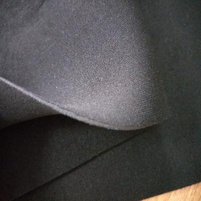 China 35-45 Shore A 3MPa CR Rubber Neoprene Fabric Sheet 1-50mm Thickness Waterproof Flame Retardant Material for sale