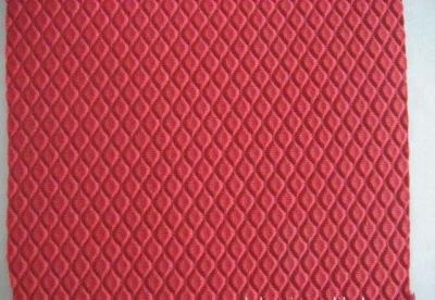 China 10mm Anti-Slip Red Shark Skin Neoprene Sheet - 50x80 Inch Waterproof Foam Rubber Fabric for Sports & Industrial Use for sale