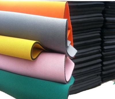China Waterproof Neoprene Fabric 0.5-20mm Thickness Anti-Vibration Material 130x330cm Size for sale