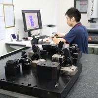 China 2000mm X 500mm X 300mm OEM Machined Parts Anodized Surface Finish for sale