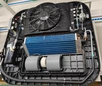 China Auto Parking Cooler Truck Roof Mounted AC Units 12v For Commercial Vehicles for sale
