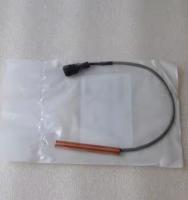China 025-28935-000 PT100 Platinum Resistor Temperature Sensor with 304 Stainless Steel Housing and ±0.5℃ Precision for HVAC Refrigeration for sale