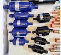 China Carrier Transicold DML-304FS Filter Drier with R134a Compatibility 3000 PSI and Molecular Sieve Desiccant for sale