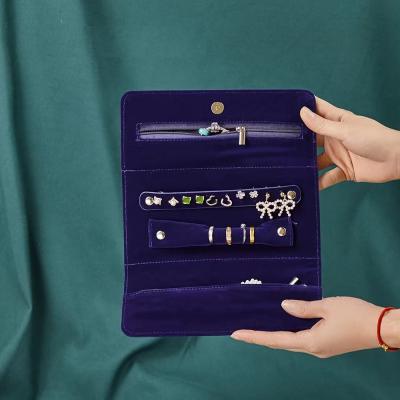 China Midnight Blue Heavy Suede Jewelry Roll Organizer Jewelry Roll For Necklaces for sale