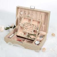 China Khaki Grey Pink Portable Jewelry Cases Travel Jewelry Holders for sale