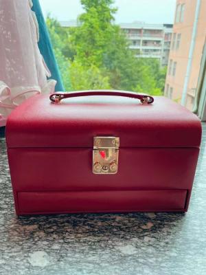 China Multilayer Foldable Jewelry Display Case Jewelry Display Boxes With Lids for sale