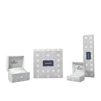 China Classy Luxury Jewelry Packaging Boxes Gorgeous Bracelet Gift Box With Pillow for sale
