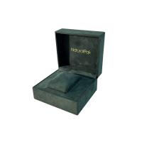 China Green Microfiber Luxury Watch Packaging Box Rectangle Jewellery Box For Necklace Set for sale