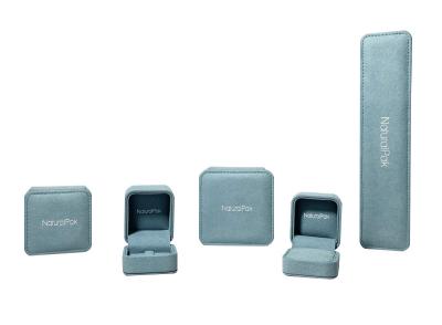 China Romantic Microfiber Luxury Presentation Boxes Small Velvet Engagement Ring Jewelry Box for sale