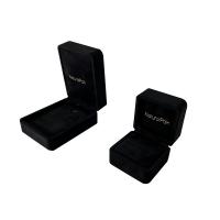 China Clamshell Luxury Jewelry Packaging Boxes Personalised Jewellery Box For Earrings for sale