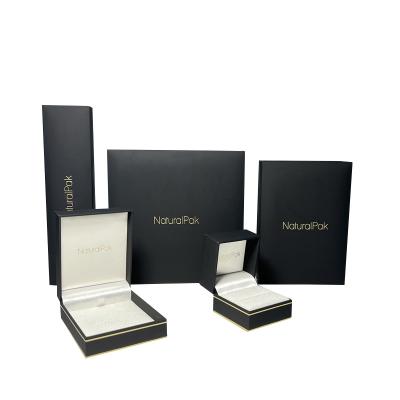 China 2022 New Design Luxury Jewelry Packaging Boxes Jewelry Display Boxes for Ring/Earring/Necklace/Pendant/Bangle for sale