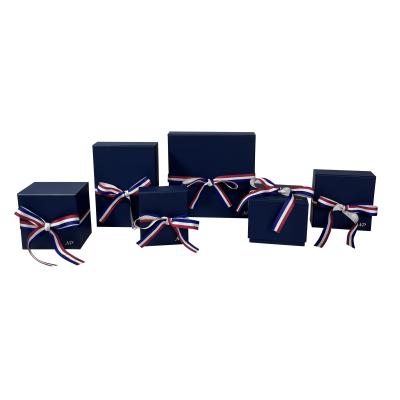 China Bright Blue Luxury Jewelry Packaging Boxes Paper Costume Jewelry Box for sale
