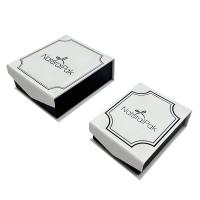 China Contrast Color Wrapover Paper Cardboard Box Magnet Closure Wallet Packaging Boxes for sale