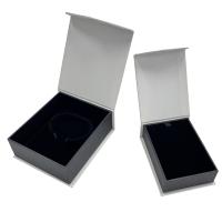 China Contrast Color Wrapover Paper Cardboard Box Magnet Closure Wallet Packaging Boxes for sale