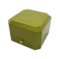 China Green Spray Painted Ring Luxury Jewelry Case With Octagon Shape for sale