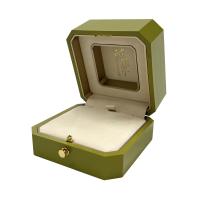 China Green Spray Painted Ring Luxury Jewelry Case With Octagon Shape for sale
