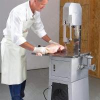 China The Sweet And Sour Small Capacity Frozen Fish Cutter With Display Case for sale