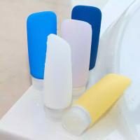 China Plastics Pump Lotion Squeeze Silicone Travel Liquid Soap Bottle Black Empty Shampoo Bottles for sale