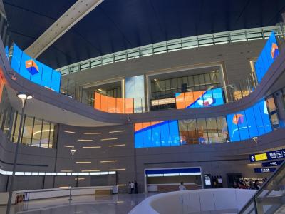 China Indoor P7.8 Transparent LED Display Digital LED Video Mesh Customizable for sale
