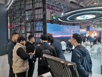 China Outdoor High Brightness 500*1000mm Mesh LED Display Screen P15.625-31.25mm with IP65 Rating and Full Color for sale