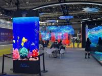 China Outdoor IP65 Waterproof LED Poster with 4500nits Brightness and P1.953mm Pixel Pitch for Advertising Display for sale