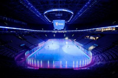 China P4mm500 * 750mm Sports Center Ice Sports Hall Scoring Display Screen Bucket Screen for sale