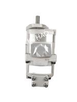 China SAR(2)28+28 Komatsu Hydraulic Gear Pump GD605A GD655A WA100 WA100SS WA100SSS WA120 WA120L WR11 WR11SS for sale