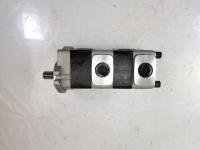 China 6BG1(128E7-10201) Hydraulic Gear Pump High Quality Steering and Power device Hydraulic Spare Parts Used in Komatsu Machinery for sale