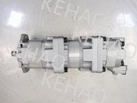 China 705-56-34040 Gear Pump SAR80+63+50 High Quality Steering and Power device oil pump Hydraulic Spare Parts Used in Komatsu Machinery WA400-1/WA420-1 for sale