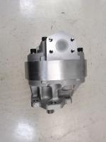 China Factory Supply Hydraulic Gear Pump 705-22-44070 Iron and Aluminum alloy materials Single Oil Transfer Pump OEM ODM Certification for sale