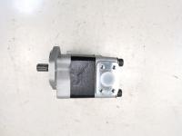 China Customize KFP Hydraulic Gear Pump KFP3250AFMSSH-13T High Displacement Cast Iron Oil Gear Pump ISO9001 certified hydraulic oil pump  one year warranty for sale
