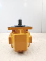 China Customize SHANTUI Pump 07440-72203 Japan Komatsu Industrial Grade Gear Oil Pump Cast Iron Aluminum alloy  for OEM ODM One year warranty for sale