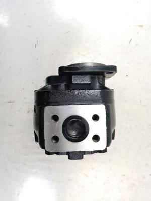 China Kawasaki Hydraulic Gear Pump Hydraulic Parts PVA82B1S013 Cast Iron  Aluminum alloy  Oil Gear Pump For Wheel Loaders ISO9001 certified Factory Supply for sale