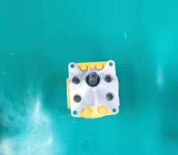 China 704-12-38100 Komatsu Hydraulic Gear Pump KAR80 D50A D50P D50PL D53S  14KGS for sale