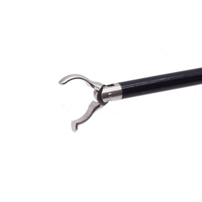 China CE Certified Wanhe 5mm Laparoscopic Surgical Oviduct Forceps for Precise Manipulation for sale