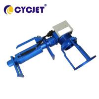 China Portable Coding Marking Machine Handheld Laser Printer For Tire Engraving for sale