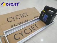 China Removable Portable Large Area Handheld Ink Printer For Serial Number Security Code Logo for sale