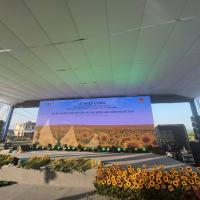 China P2.6 LED Video Wall with 2.6mm Pixel Pitch, 3840Hz Refresh Rate, and Modular Design for Rental for sale