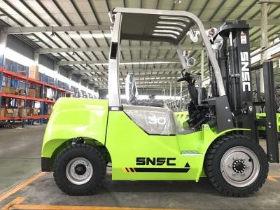 China Adjustable Cab Location Powershif 2ton 3ton Forklift with Chinese Xinchai Engine for sale