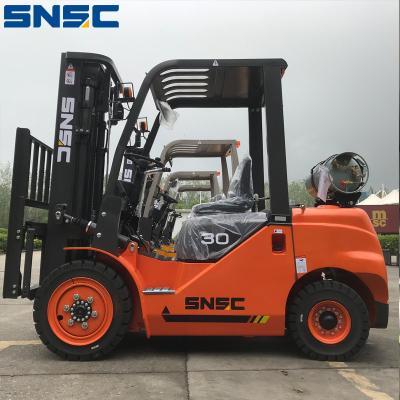 China 1T 5T Load Capacity LPG Forklift Truck with Adjustable Cab Location and EPA Engine for sale