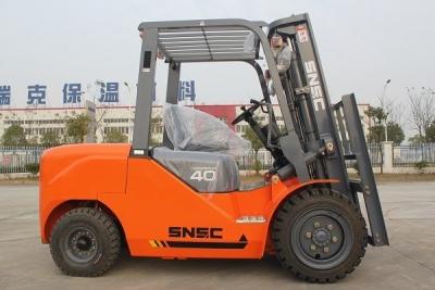 China 1T-5T Load Capacity Ordinary Combustion Forklift With Side Shifter 4tons Diesel Fork Lift for sale