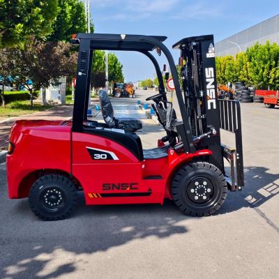 China 3 Ton Diesel Forklift with Copper Radiator LED Light and Luxury Suspension Seat for sale