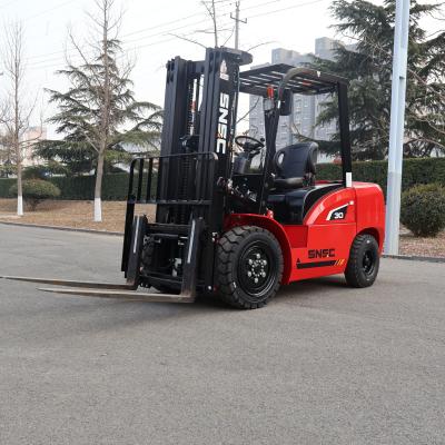 China Heavy Duty Use 3 Ton Diesel Forklift Industrial Truck With Strong Frame for sale