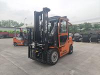 China 3500kg Industrial Diesel Powered Fork Lift Truck- Global Shipping for sale