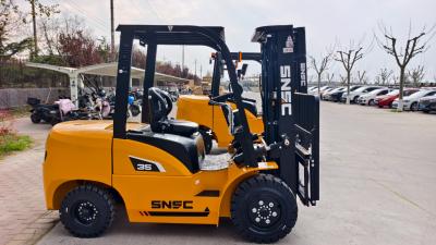 China High Stability 3.5 Ton Diesel Forklift Truck With Strong Industrial Frame for sale