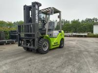 China Strong Lifting 3.5 Ton Diesel Forklift 3500kg With Reliable Chassis for sale