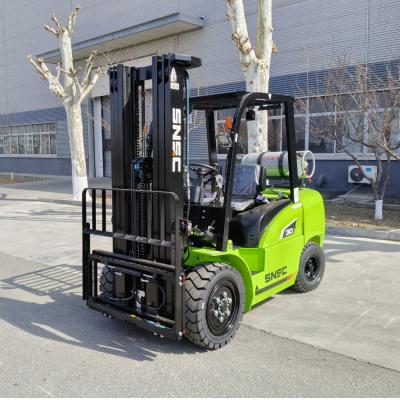 China Heavy Duty 3 Ton Load Capacity LPG Gas Forklift with Japan Shimadzu Hydraulic Pumps and Adjustable Cab for sale