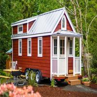 China Caravan Trailer Prefab Tiny Homes House Anti Earthquake 45m2 Portable for sale