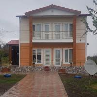 China Anti Earthquake 8 Degree Light Steel Prefab House Thickness 1.0 For Stud Framing for sale